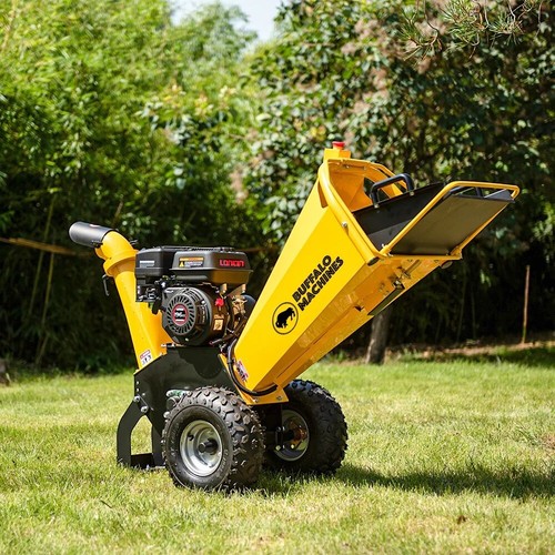 Buffalo WC250 Wood Chipper - Garden Shredder - Petrol Garden Compactor ...
