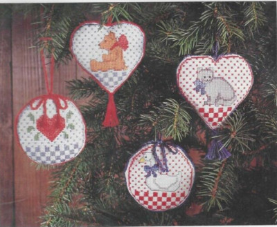 CHECKERBOARD CHRISTMAS ORNAMENTS--4 Designs--Cat--Bear--Counted Cross ...