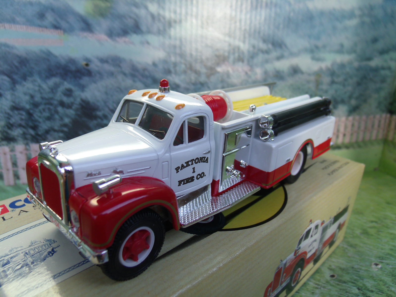 CORGI CLASSICS #98486 MACK B SERIES PUMPER PAXTONIA | eBay