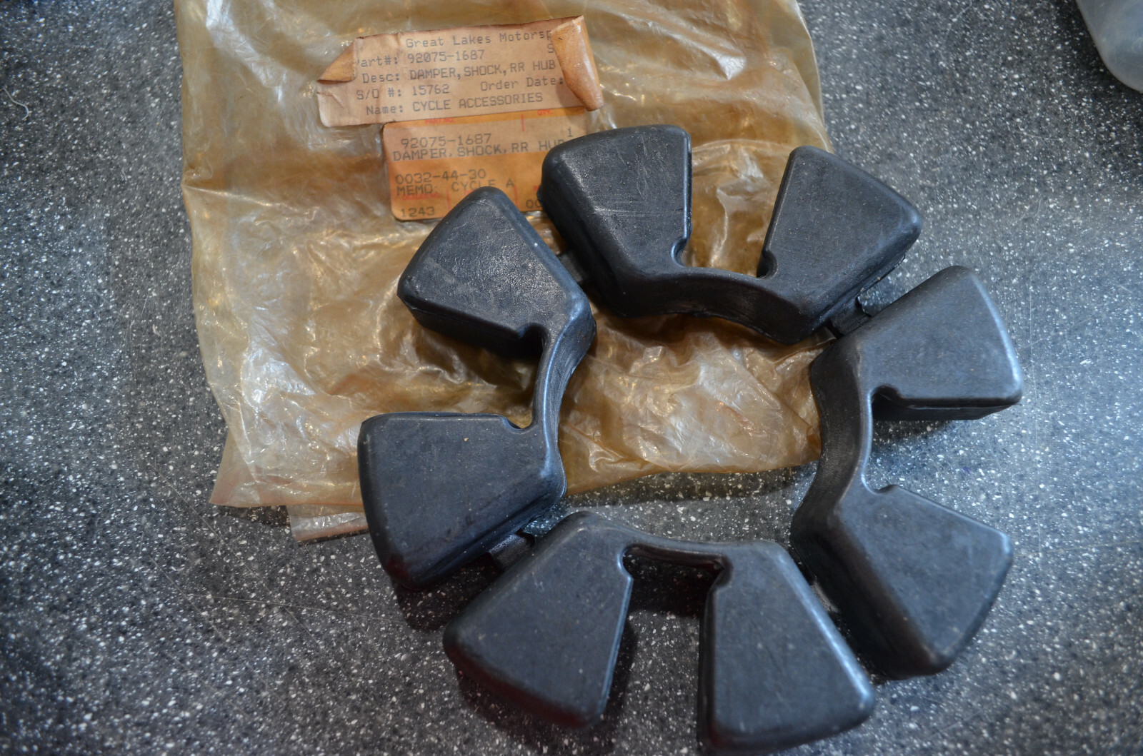 OEM KAWASAKI RR HUB SHOCK DAMPER #92075-1687 1972-1997 NINJA VULCAN EX500 | eBay