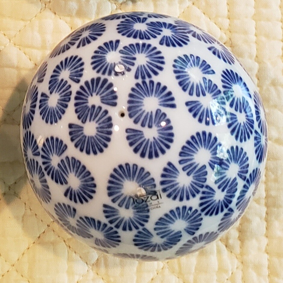 6 Tozai Home porcelain Decorative balls, orbs, spheres, 3" Blue & White ...