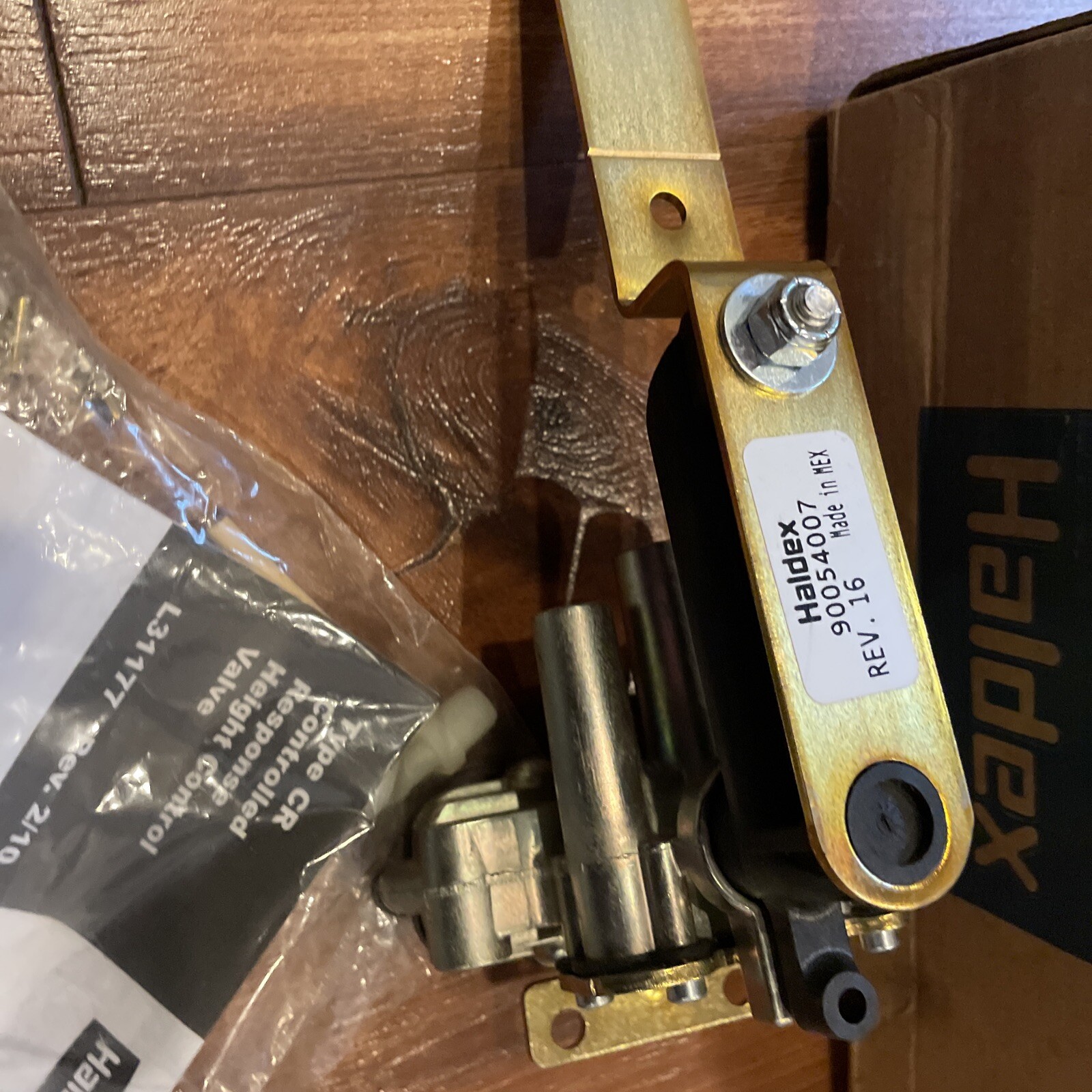 Haldex Truck Height Control Leveling Valve Kit 90054007 for sale online ...