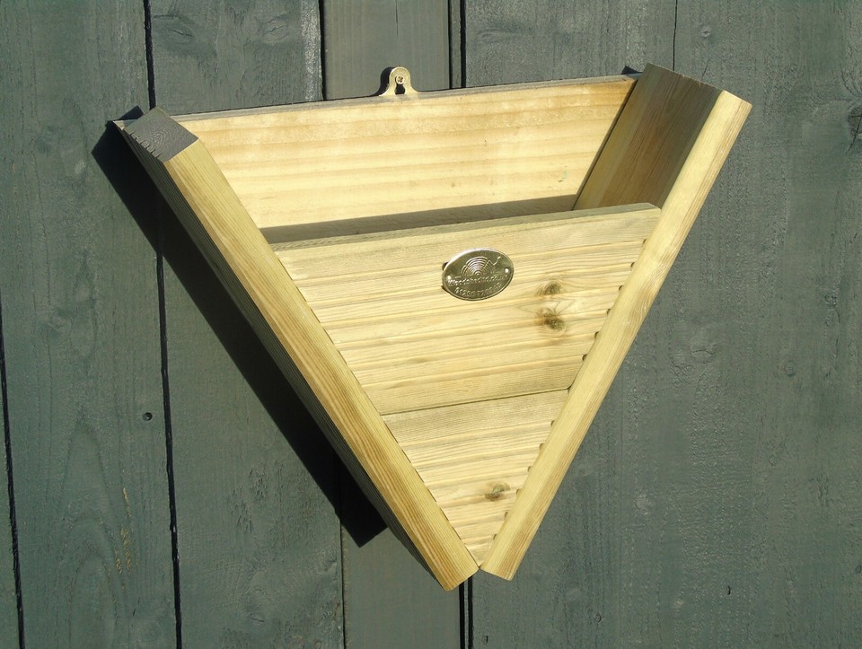 Hanging Basket Herb Treated Planters Pots Triangle Boxes Vertical ...