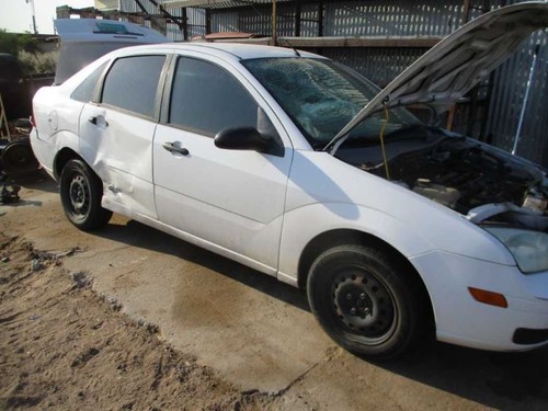 Driver Rear Knuckle/Stub Trailing Arm And Knuckle Fits 00-07 FOCUS ...