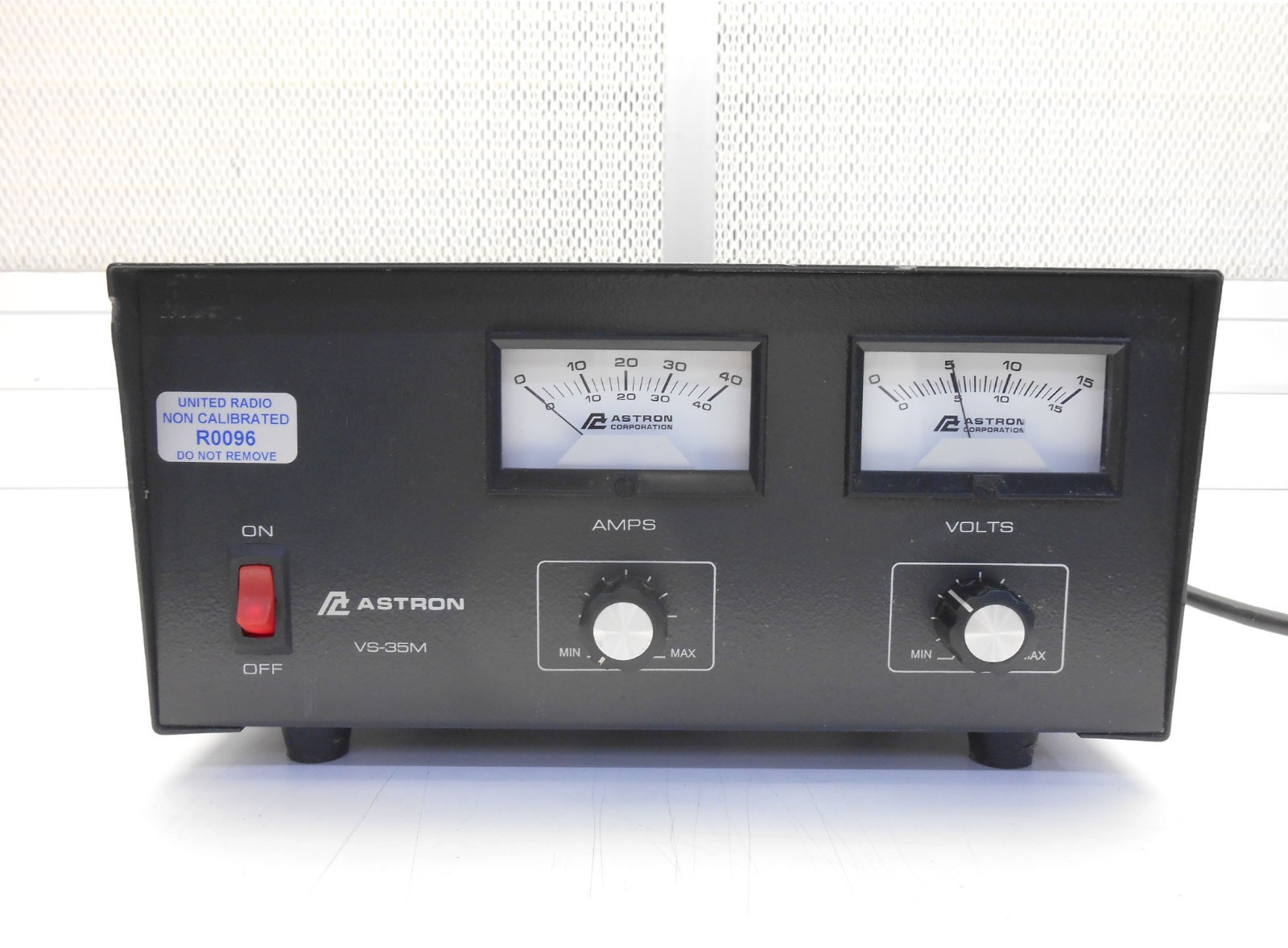 ASTRON VS-35M 25 AMP REGULATED POWER SUPPLY - ELECTRONIC TEST EQUIPMENT ...
