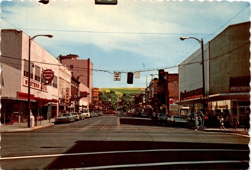 Main Street, Pendleton, Oregon, Pendleton Round-Up, Pendleton Woolen ...