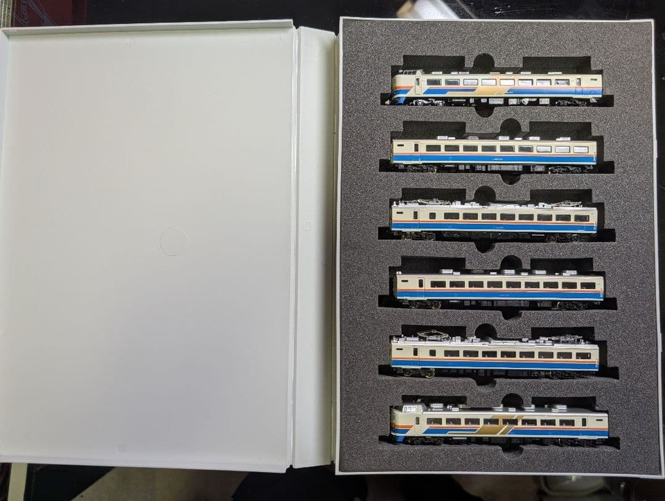 beautiful! 485 series Shiny/Sparkling color 6-car set | eBay Australia