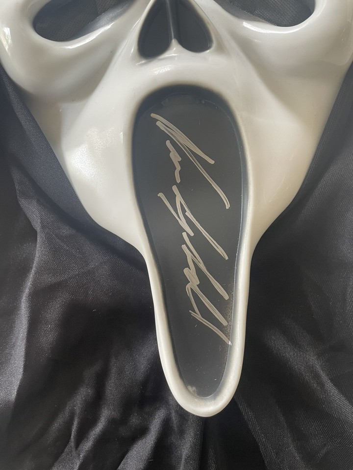 Neve Campbell Authentic Hand Signed Ghost Face Mask, Scream Sidney Full ...