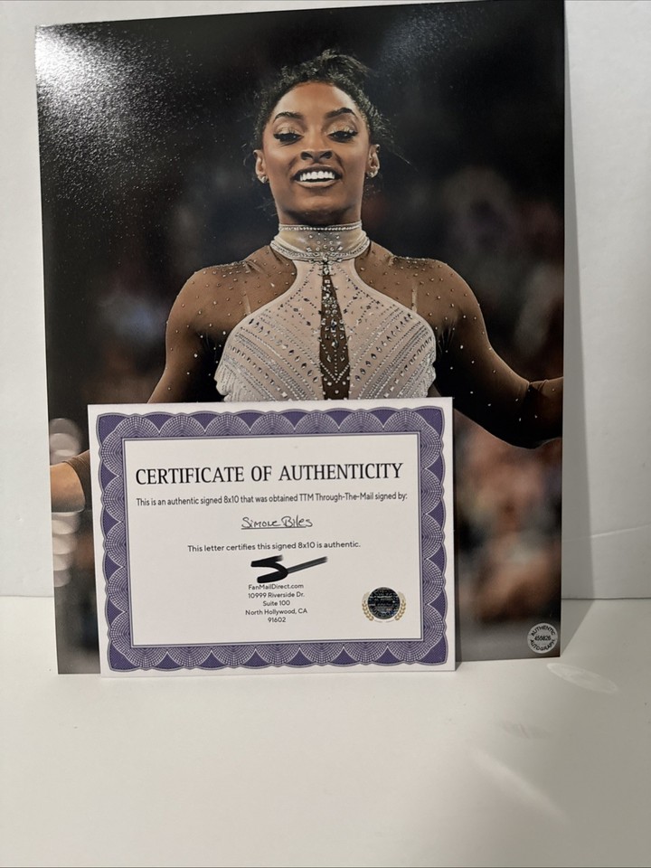 Simone Biles (Olympic Gymnastics) Signed Autographed 8x10 photo - AUTO ...