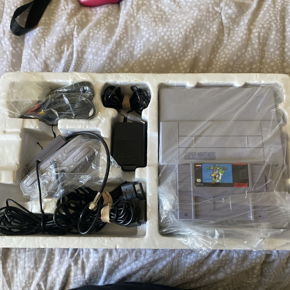 Super Nintendo SNES Console System Complete In Box Super Mario World ...