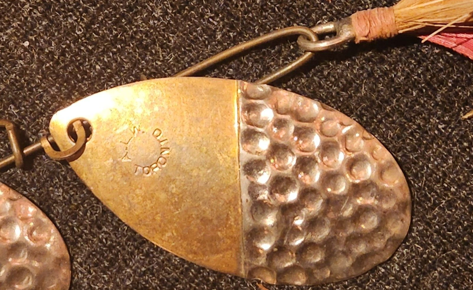 Vintage UNION Tackle Box HEDDON Antiques Mepps Comet Krokodil RAPALA ...