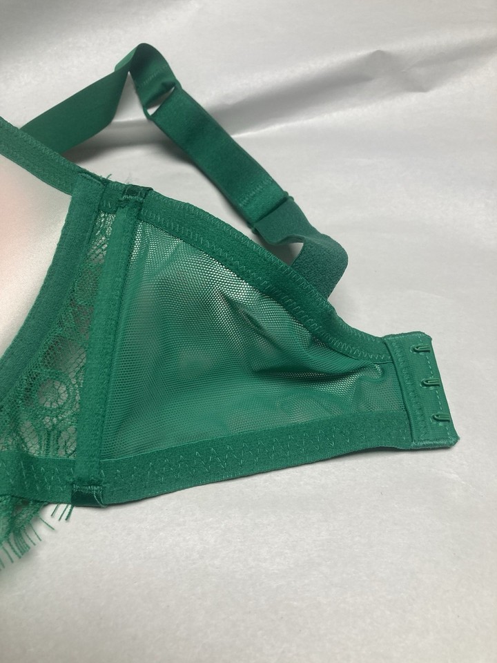 Victoria's Secret Logo Shine Strap Push Up Bra Size 34 DDD | eBay