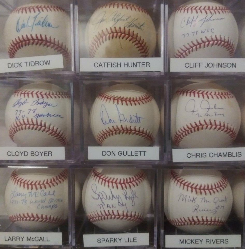 1977 New York Yankees World Series Champion team 45 signed baseballs ...