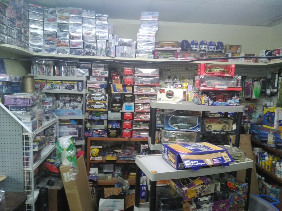 MONSTER CAPS POGS/MILKCAPS LARGE BOX vintage pogs game milk caps NEW | eBay