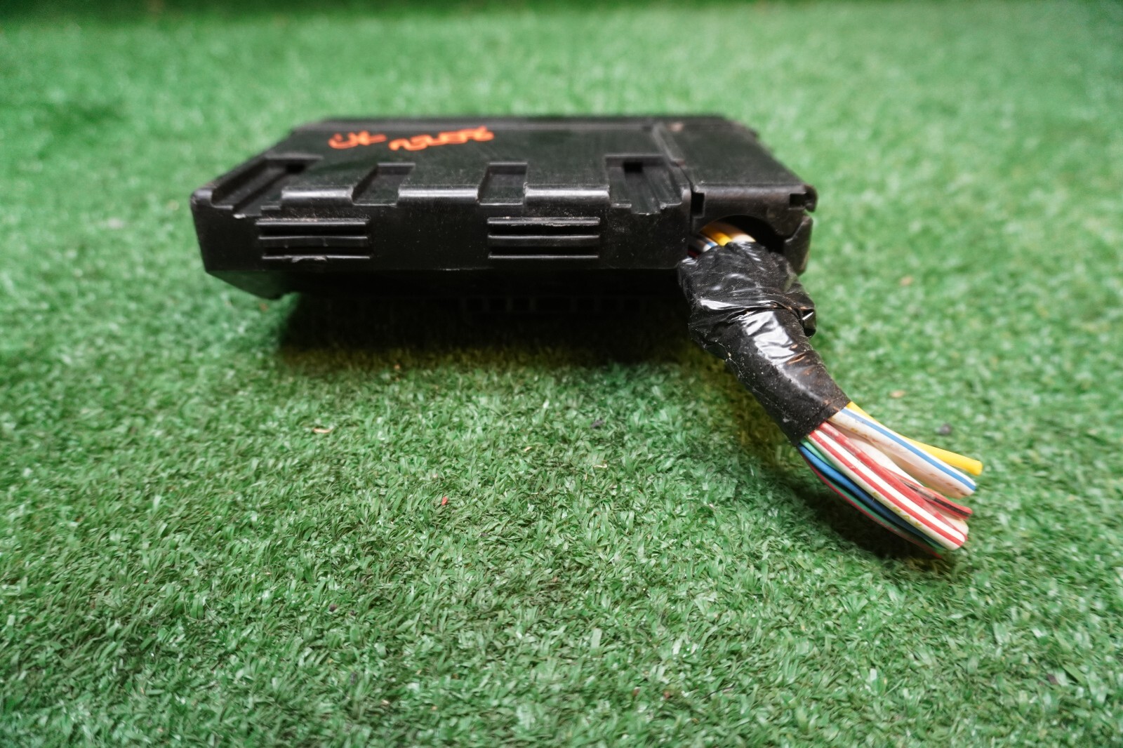 2003 Infiniti G35 Sedan IPDM Power Supply Module PCM 284B7AL500 OEM for ...