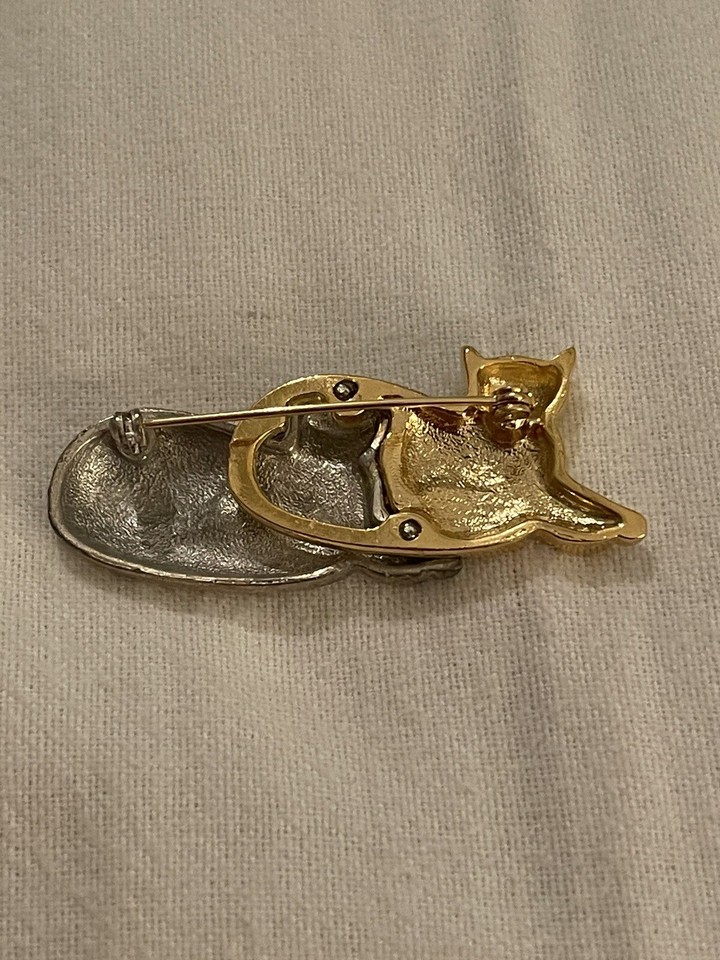 Gold And Silver Color 2 Cats Laying Down Brooch Pin | eBay