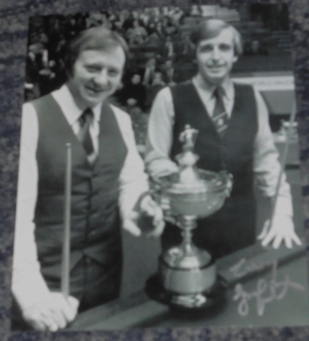 TERRY GRIFFITHS- SNOOKER CHAMPION -10x8 PHOTO SIGNED. (19) | eBay UK