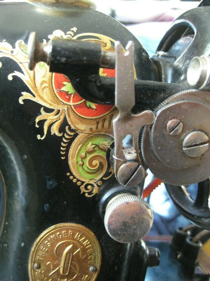 The Singer Manufacturing Co: Vintage, RARE!!!! Singer Sewing Machine # ...