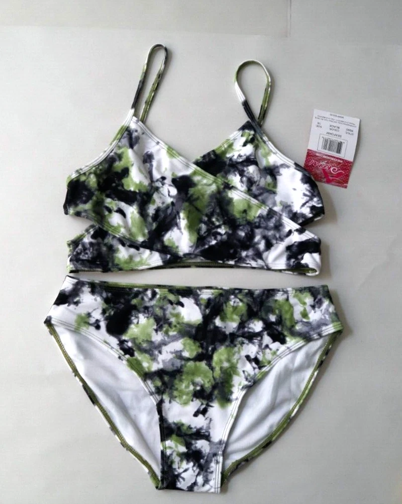 Reef Girls Bikini Surfing