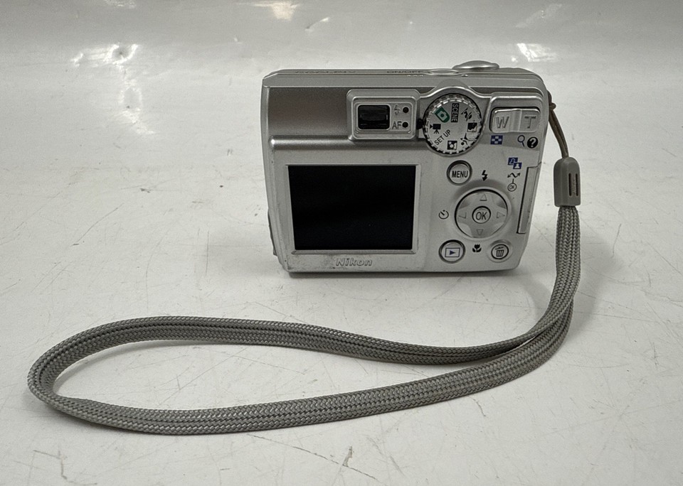 NIKON COOLPIX E4600 4.0 Megapixels 3x Zoom, Digital Camera EB-17738 | eBay