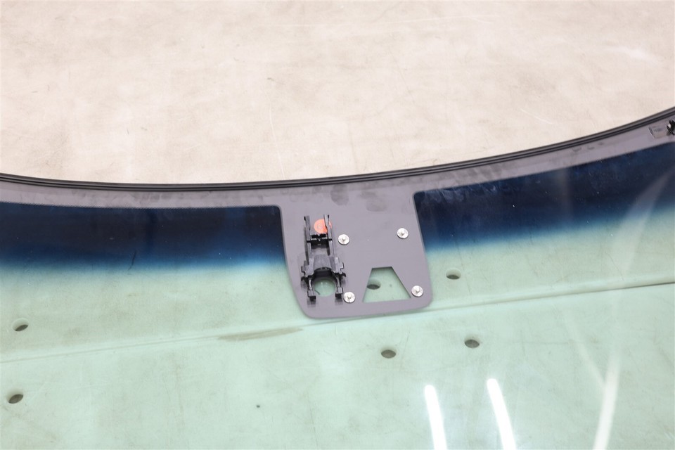 NEW OEM GM Windshield Glass 22923645 Cadillac XTS 2013-2014 | eBay