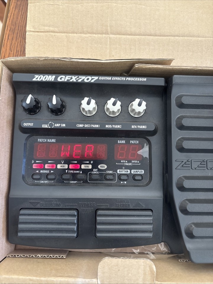 Zoom GFX-707 Guitar Effects Processor | eBay
