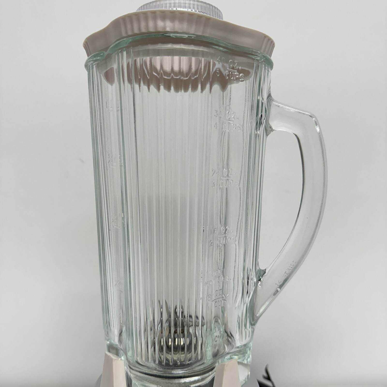 Waring Commercial Blender Model 51BL25 Glass Pitcher 5 Cup - White | eBay