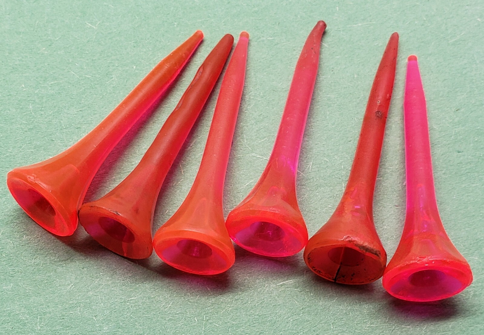 VINTAGE GOLF TEES 6 TOTAL ANTIQUE PLASTIC TEES ( CELLULOID?) USED ...