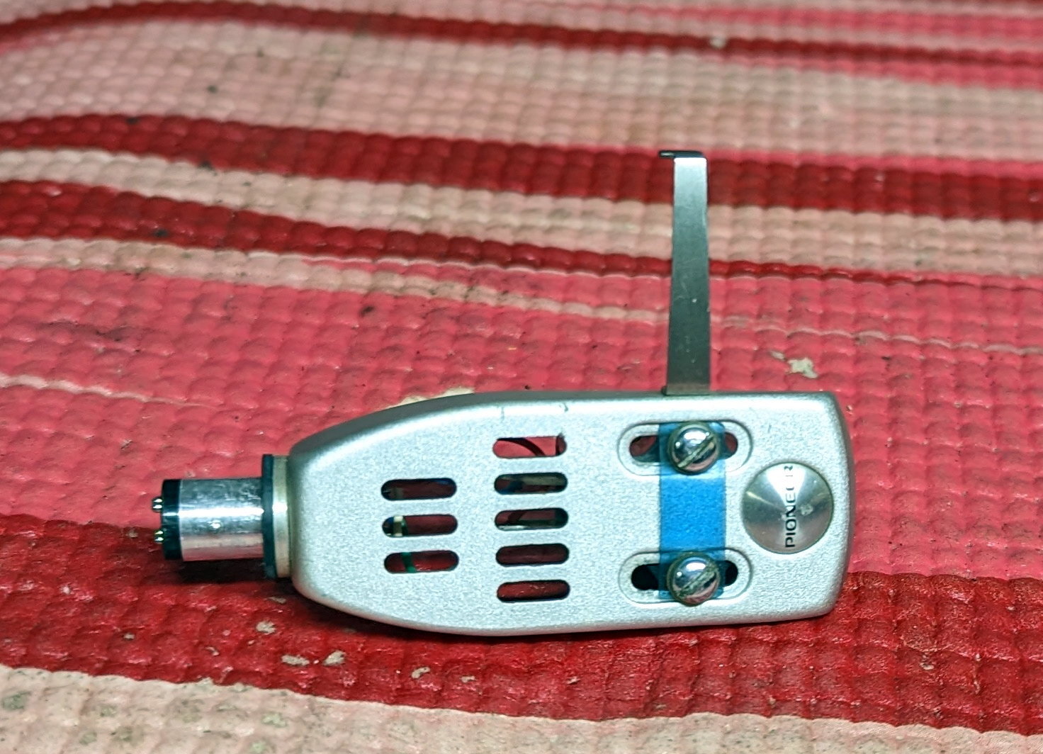 Metal headshell from Pioneer PL-15A turntable with Kenwood V42 ...