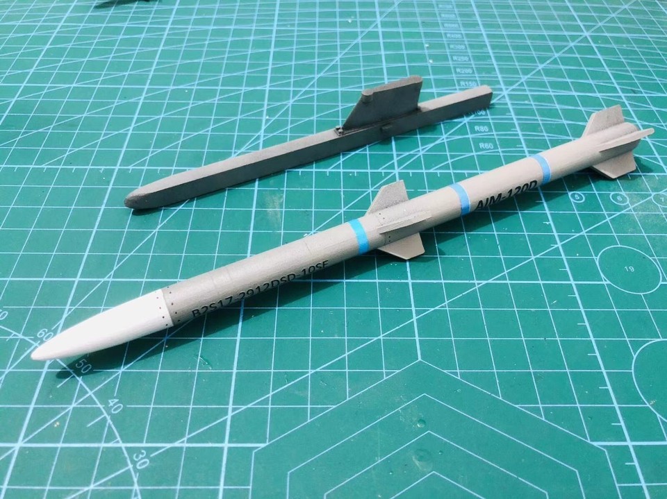 Custom kit 1:18 BBI Elite Force F16 missile AIM-120D AMRAAM wing pylon ...