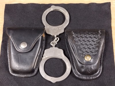 Vintage Peerless Handcuffs Model 700 *NO KEY* (2) Cases | eBay