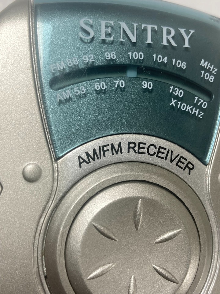 Vintage Sentry AM/FM Receiver Pocket Portable Radio | eBay