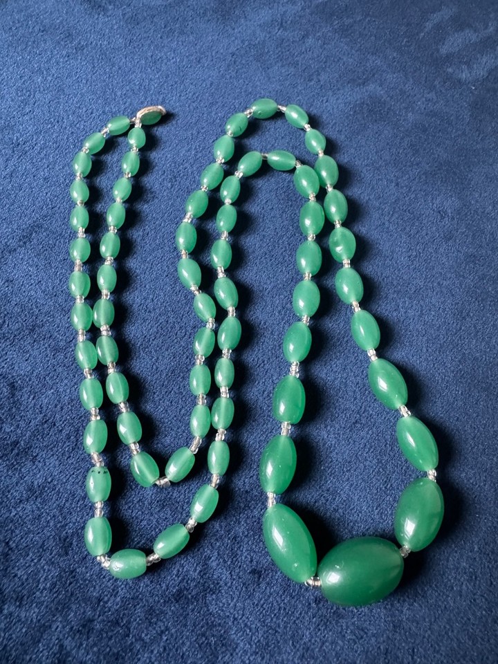 EXTRA LONG!! Vintage Czech Uranium Deep Green Glass bead (69) necklace ...