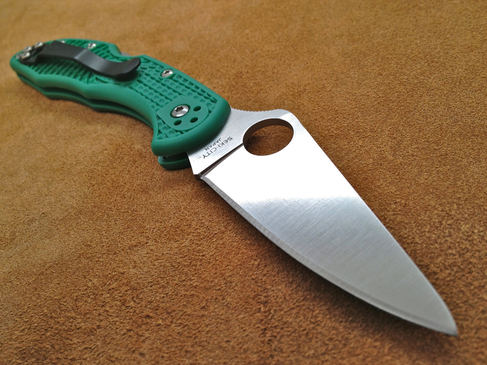 Spyderco Green Delica 4 C11FPGR Flat Ground FRN Plain Edge Knife * VG ...
