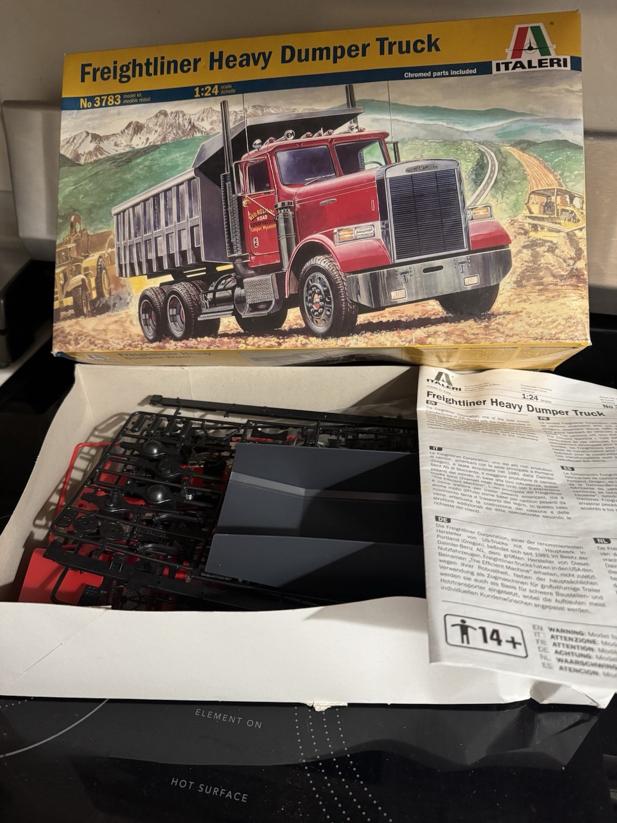 Italeri Freightliner Dumper Truck 1:24 Unassembled Model Kit Plastic ...