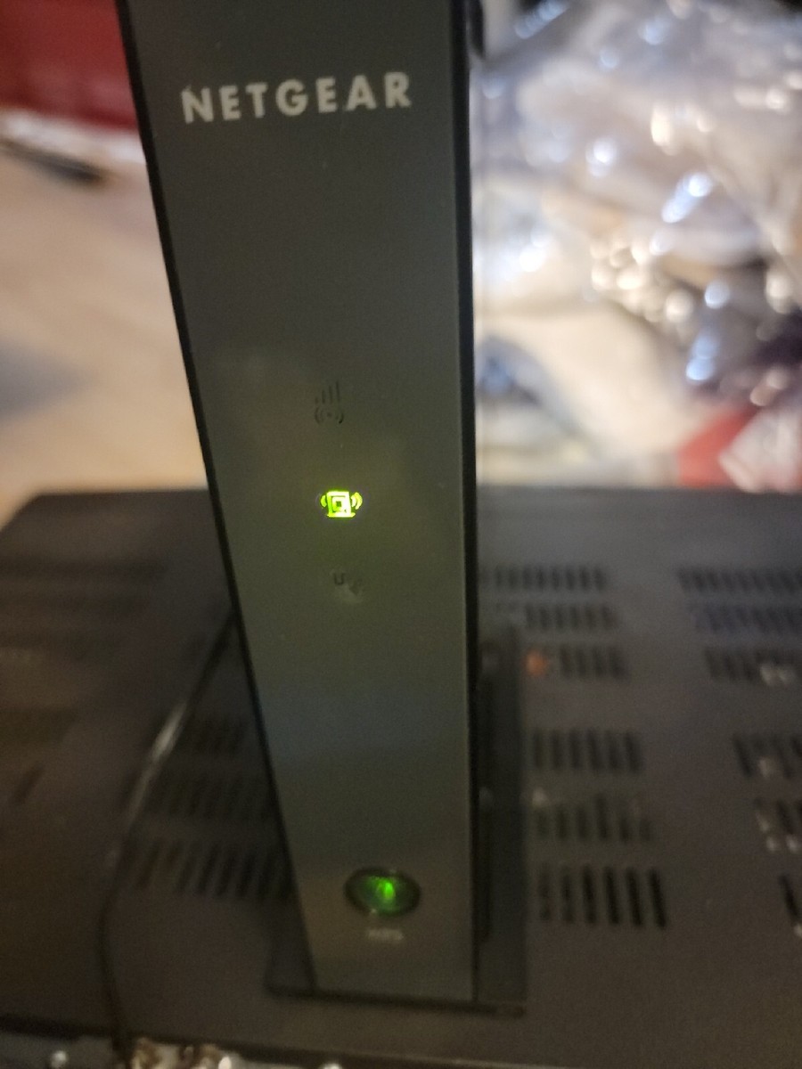 Netgear Wn2000rpt 300 Mbps Universal Wifi Range Extender