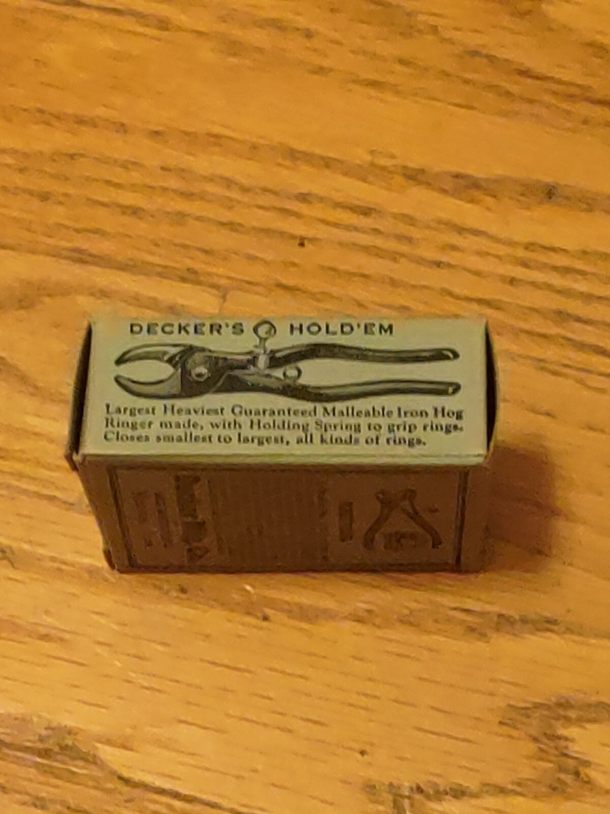 WOW Original Vintage Decker's Hump Hill's Hog Shoat Rings Pigs # D-312 ...