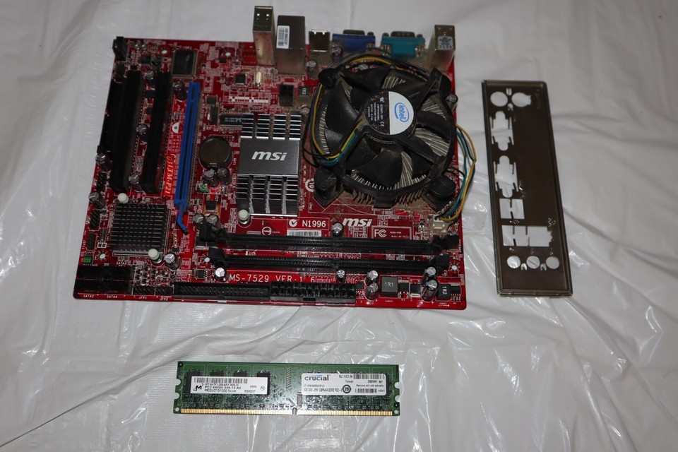MSI G31TM-P21 MS-7529 Motherboard LGA 775 G31 DDR2 mATX Intel E7200 2 ...