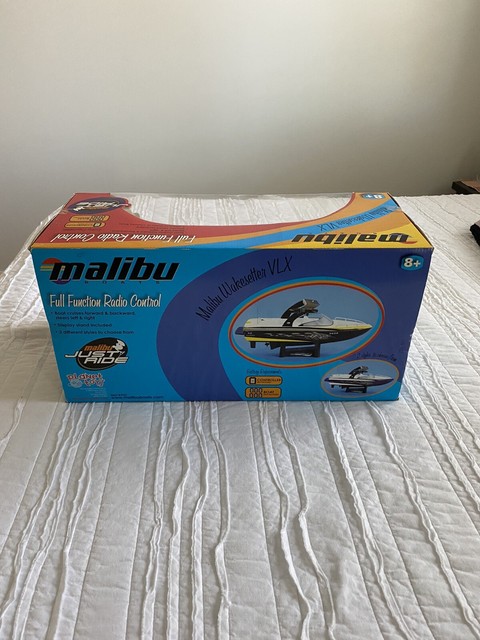 Full Function Radio Control 2006 Malibu Wakesetter VLX RC Boat T8 for ...