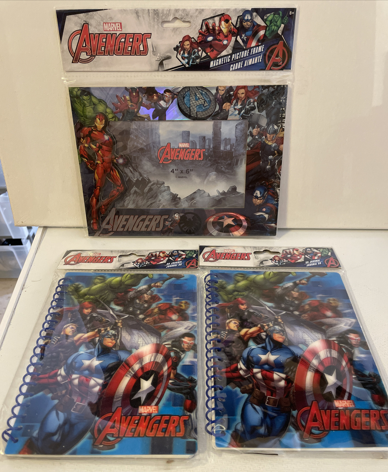 Lot Of 3 Marvel Avengers 1 Magnetic 4 X 6 Picture Frame and 2 x 3D ...