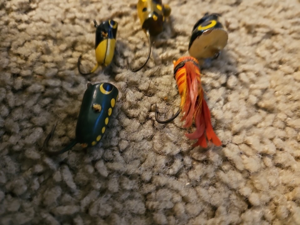 5 VINTAGE Wood POPPER BUG SIZE FROG | eBay