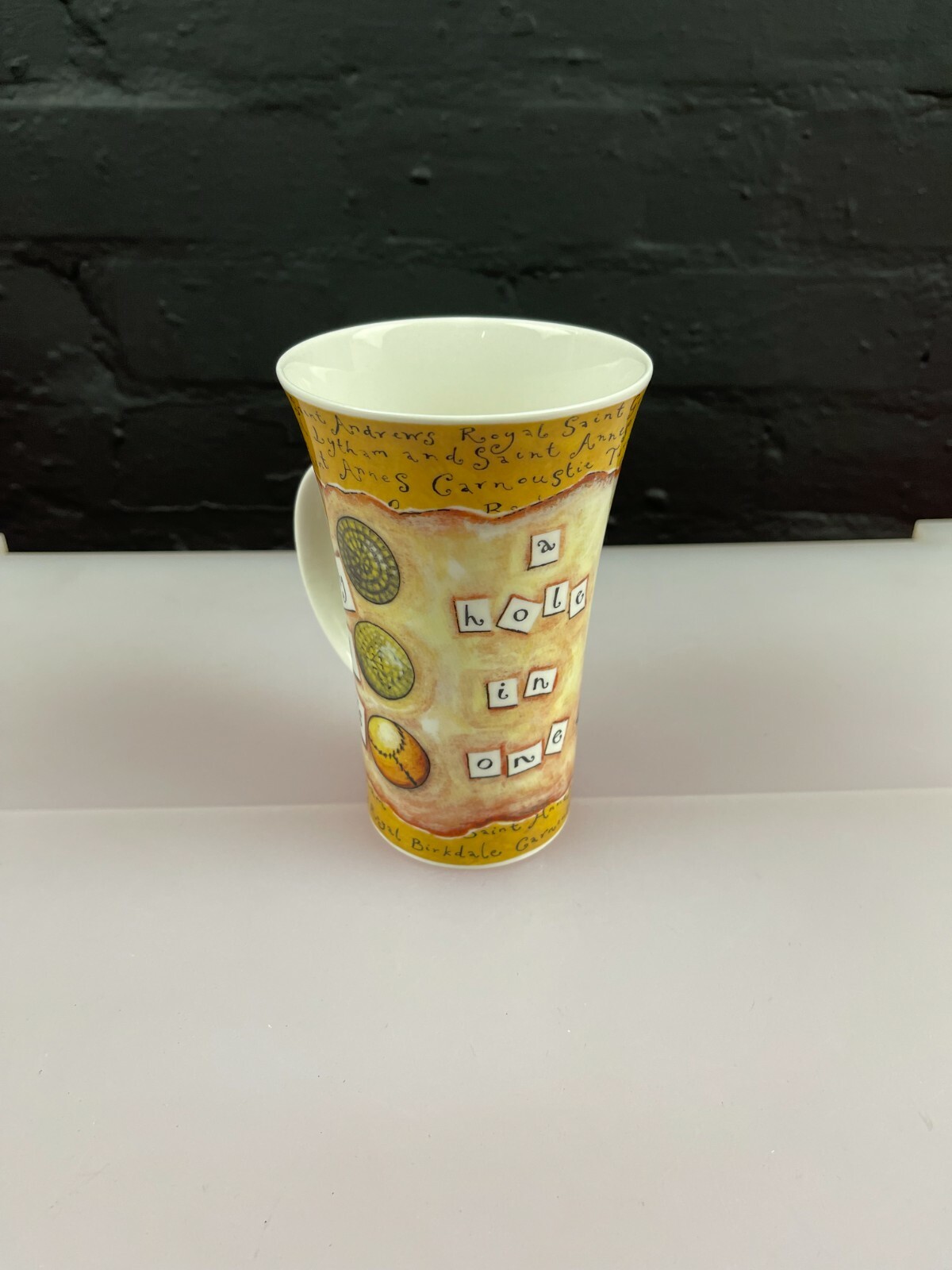 Dunoon Fine Bone China Mug Golf Hold in One By Kate Mawdsley 15 cm High ...