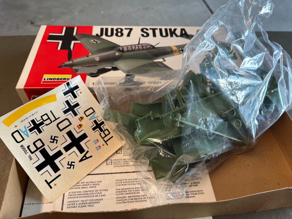 Lindberg 1/48 German JU87 Stuka WWII Plane Model Kit 70520 | eBay