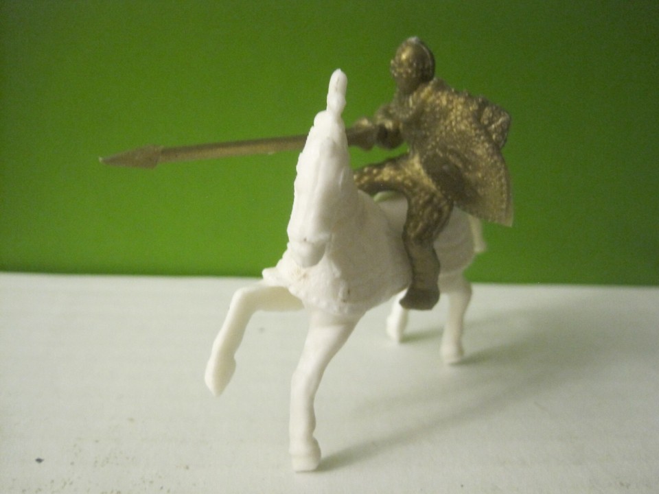 TIM MEE TOYS GERMANY SMALL KNIGHTS HORSE 2 INCH GERMAN MADE PLASTIC ...