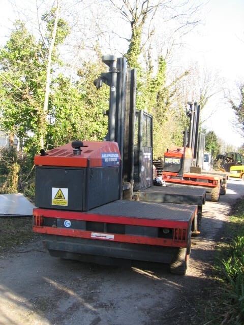 LINDE S50 SIDE LOADER 5 TON FORK LIFT LOW HOURS YEAR 2002 NEW LOLA TIDY ...