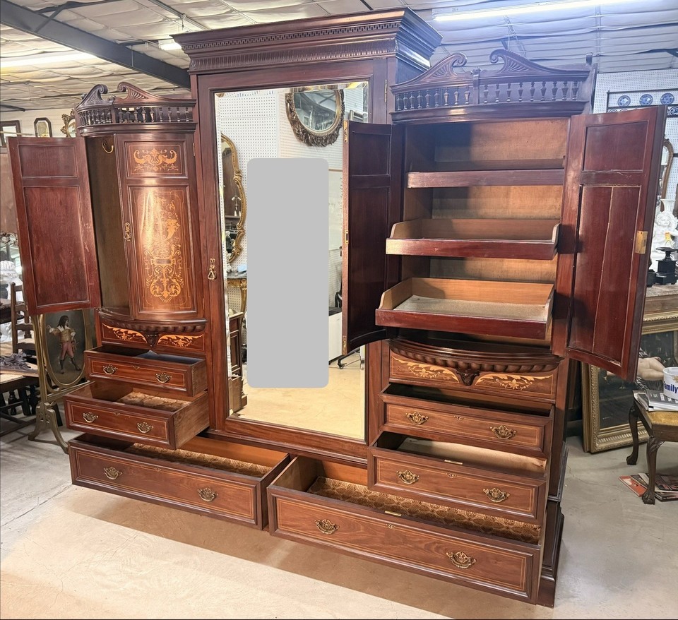 Antique 3-Piece Bedroom Set Matching Vanity Wash Stand & Armoire ...