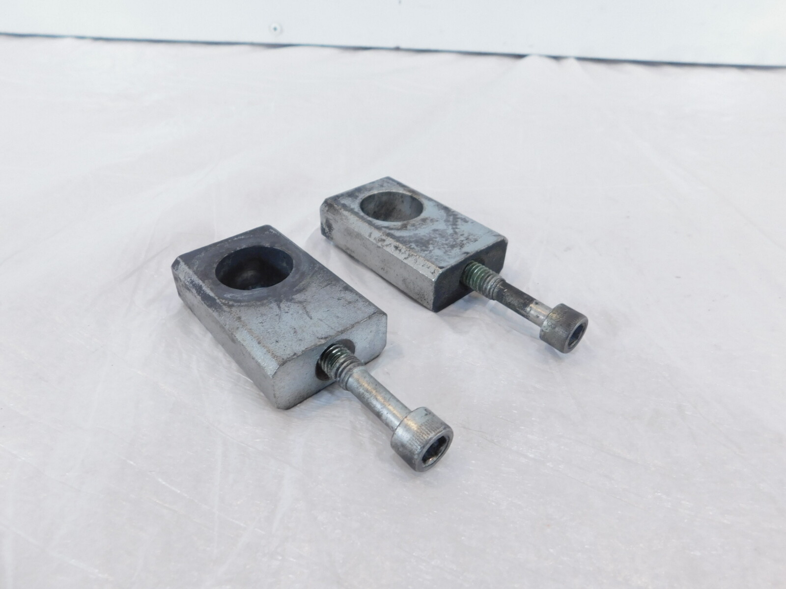 Harley Davidson Dyna Super & Wide Glide & Low Rider Rear Axle Adjuster ...