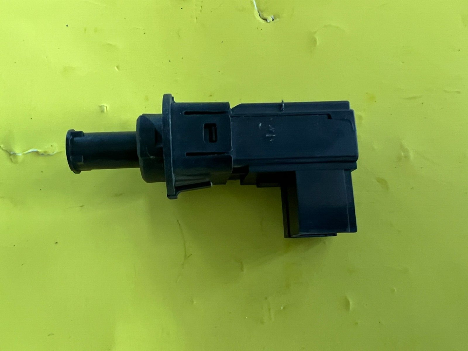 GENUINE 2014 Ram 1500 Brake Pedal Stop Lamp Light Sensor Switch OEM ...