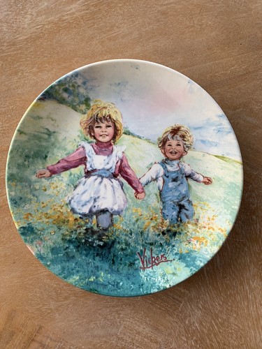 Wedgwood Playtime 2nd in Series Queen's Ware "My Memories" Plates 1982 ...