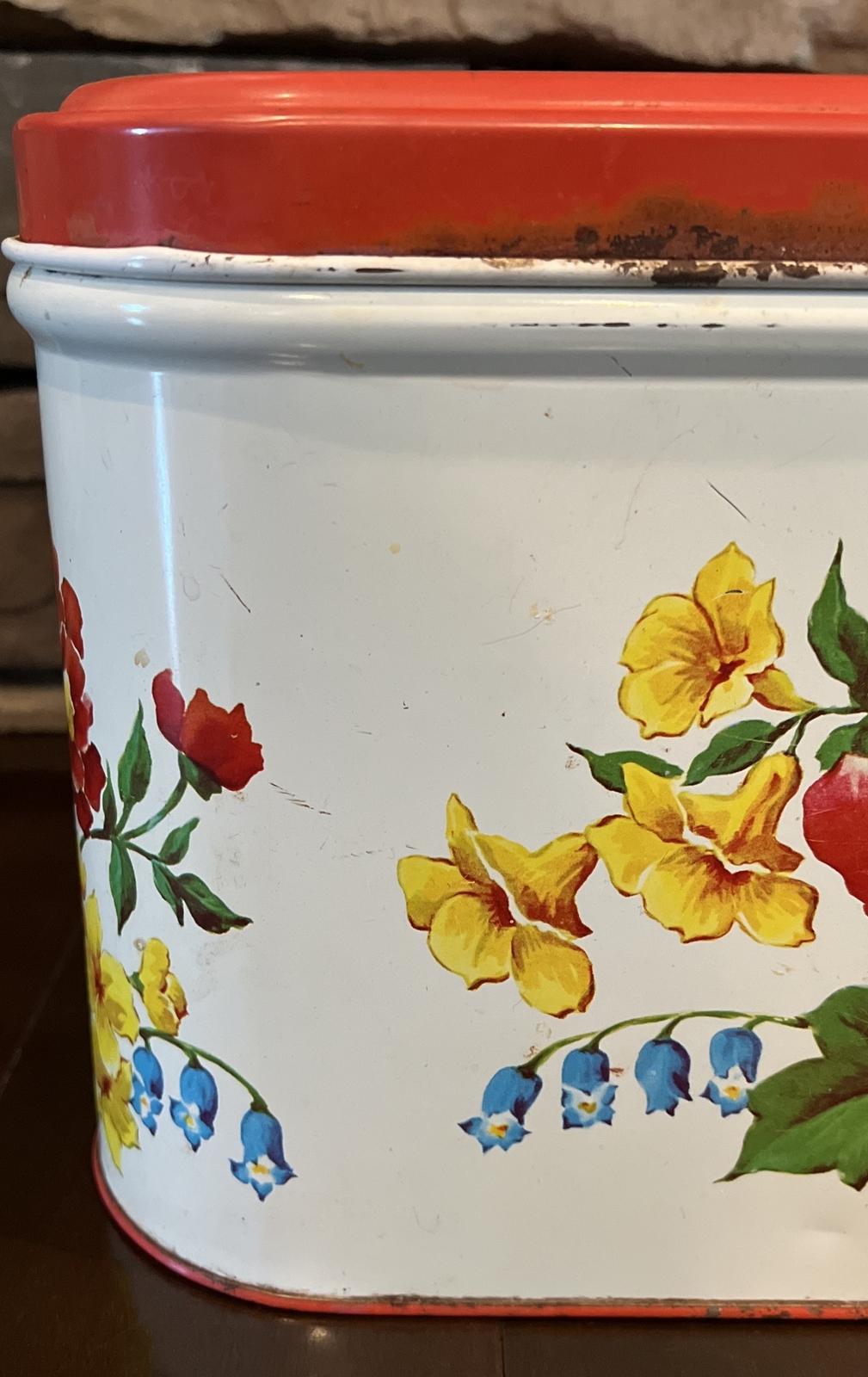 Vintage Metal Tin Bread Box Red & White Floral Flowers Country Cottage ...